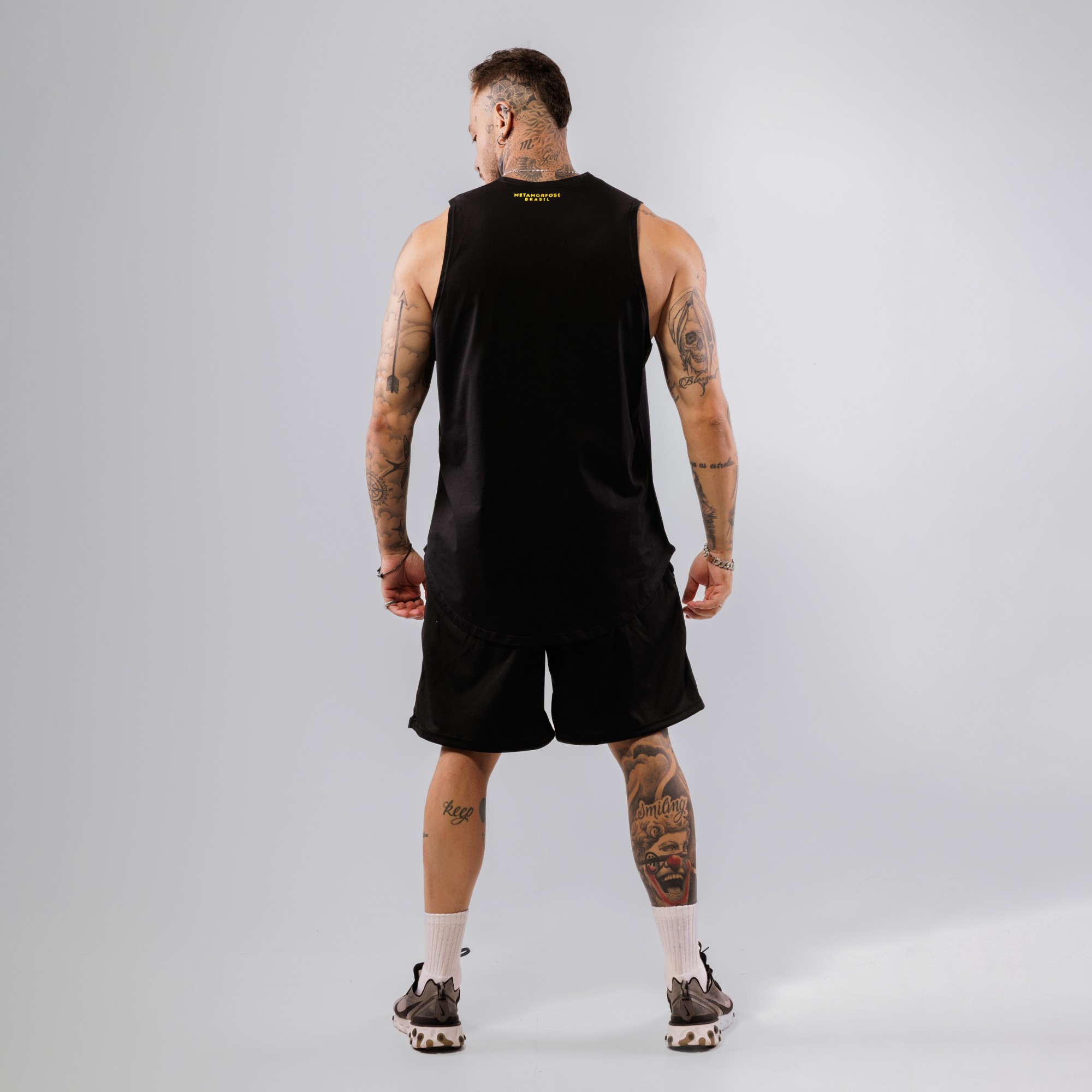 Regata Machao Skull Line Preta - Metamorfose Brasil