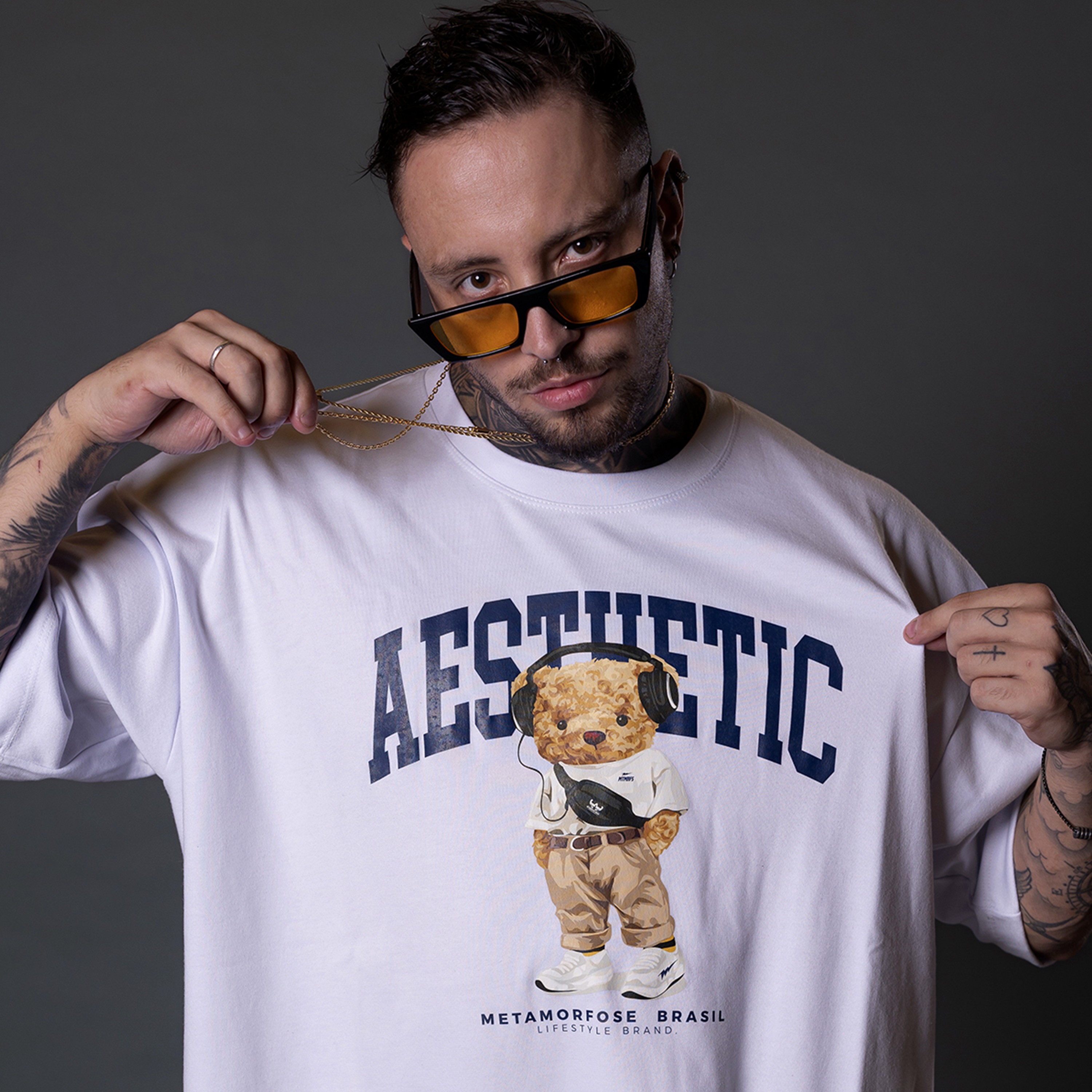 Camiseta Oversized Heavy Aesthetic Bear Branca - Metamorfose Brasil
