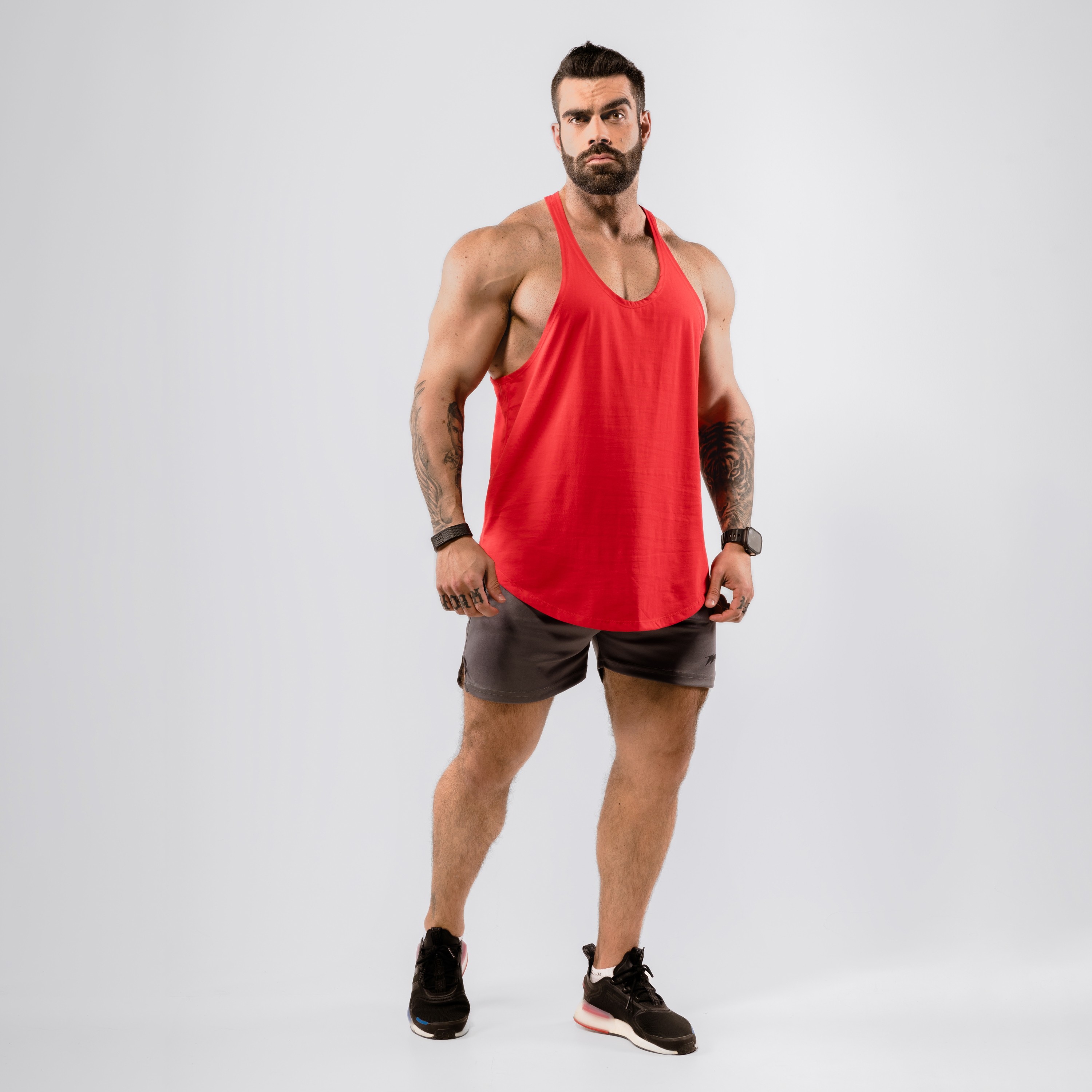 Regata Cavada Anatomic Lisa Vermelha - Metamorfose Brasil